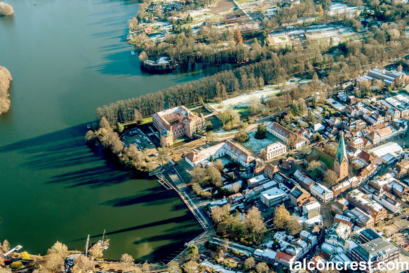 Falconcrest.com - Luftbilder und Luftbildvideos - Eutin (Schleswig ...